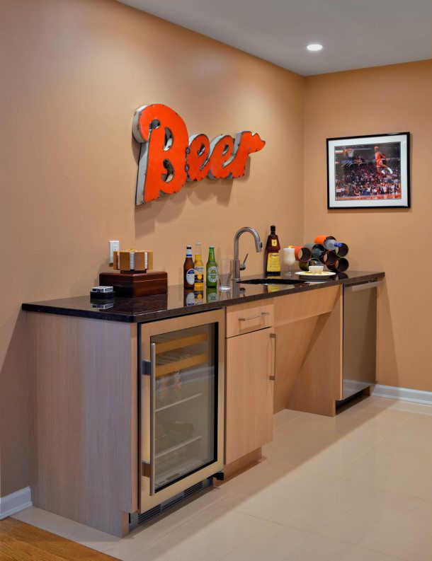 Universal Kitchen Designs with ADA Accessibility